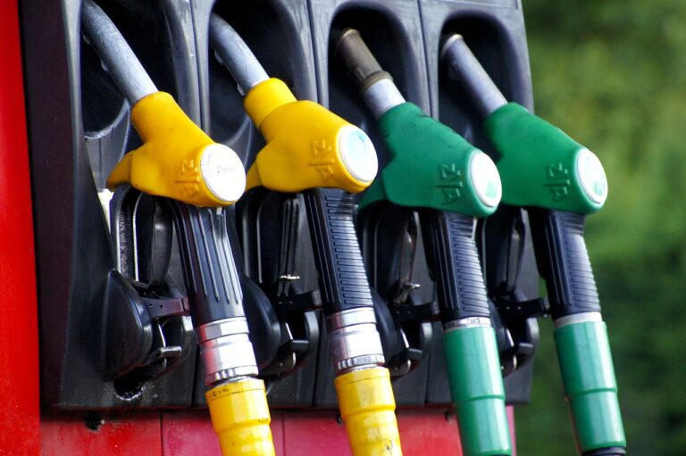 El-biler undergraver benzinsalg fra tankstationer | Økonomisk Ugebrev